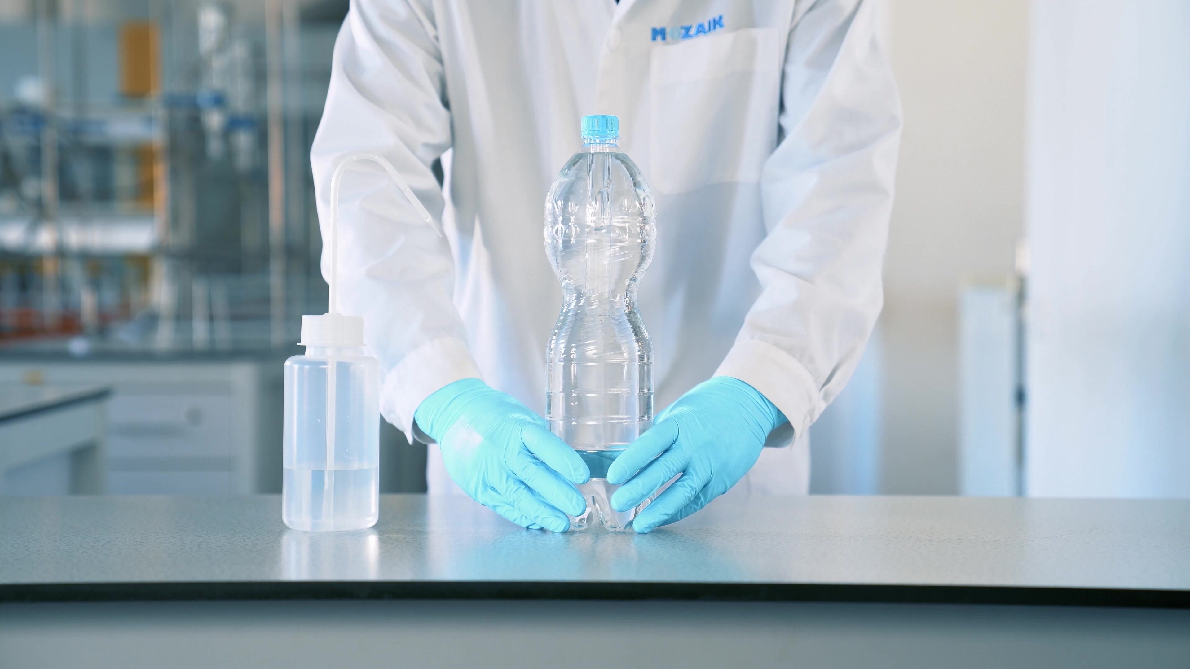 Cartesian diver - video - Mozaik Digital Education and Learning