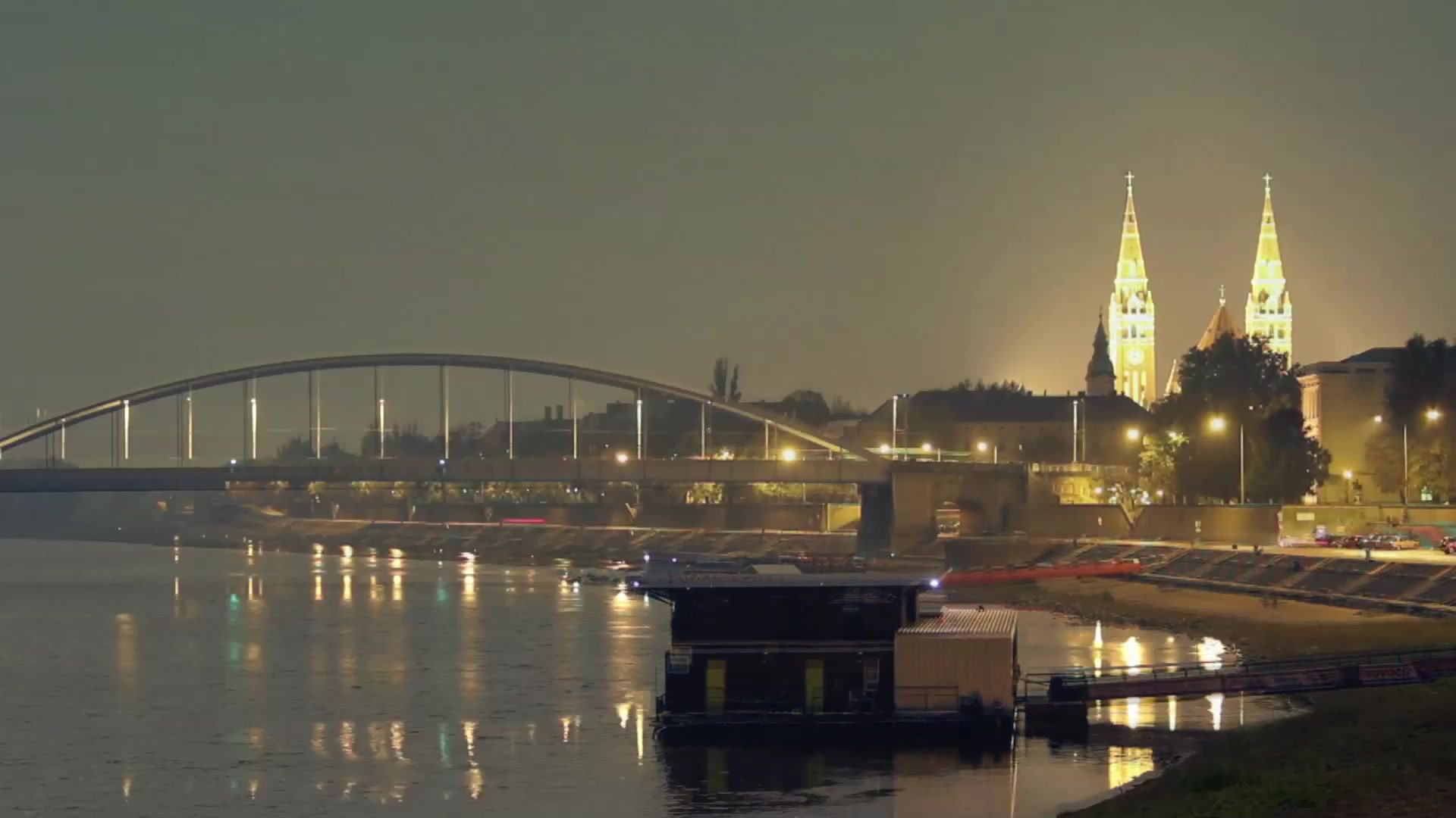 Hora local y hora estándar - vídeo - Educación digital y aprendizaje Mozaik