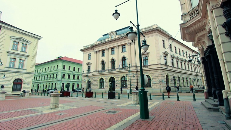 Historicist revivalism in architecture - video - Mozaik Digital ...